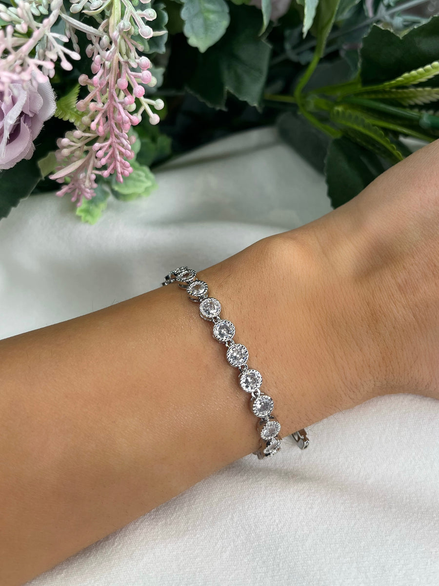 The May Bracelet – Elody Bride